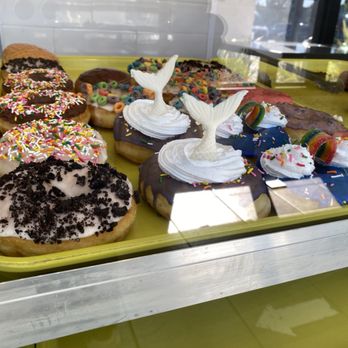 PK DONUTS - Updated December 2025 - 314 Photos & 211 Reviews - 602 S ...