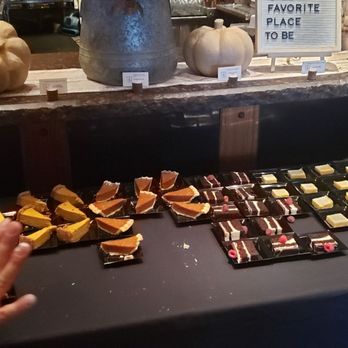 REDSTONE AMERICAN GRILL - Updated August 2025 - 283 Photos & 298 ...