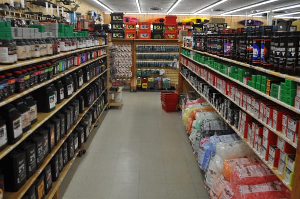 FIN FEATHER FUR OUTFITTERS - MIDDLEBURG HEIGHTS - Updated October 2025 ...