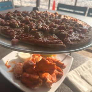 WAKEFIELD CROWBAR - 120 Photos & 192 Reviews - 954 Wakefield Dr ...