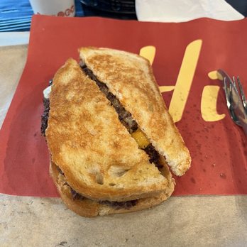 HI-POINTE DRIVE-IN - Updated October 2025 - 52 Photos & 52 Reviews ...