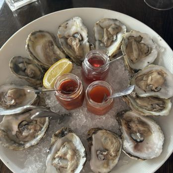 UVAE KITCHEN & WINE BAR - Updated January 2025 - 297 Photos & 180 ...