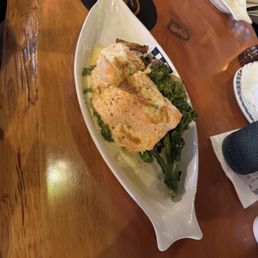 DUKE’S SEAFOOD TACOMA - Updated 05/2025 - 1677 Photos & 1604 Reviews ...