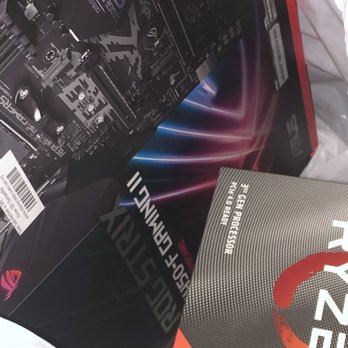 MICRO CENTER - Updated August 2025 - 46 Photos & 167 Reviews - 550 E ...