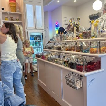 SYLVIE DEE’S - Updated October 2024 - 17 Photos & 12 Reviews - 8721 Big ...