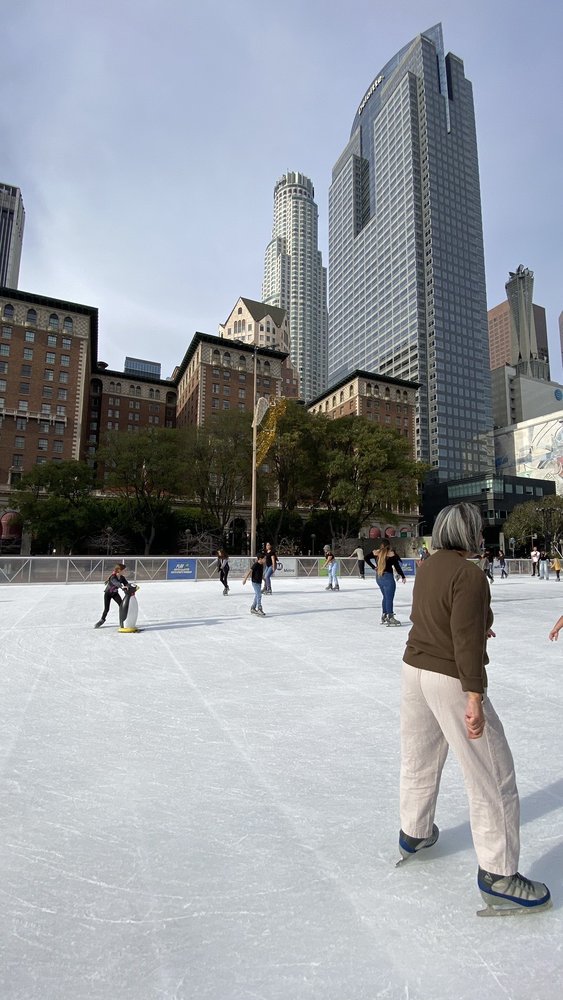 HOLIDAY ICE RINK - Updated August 2024 - 395 Photos & 213 Reviews - 532 ...