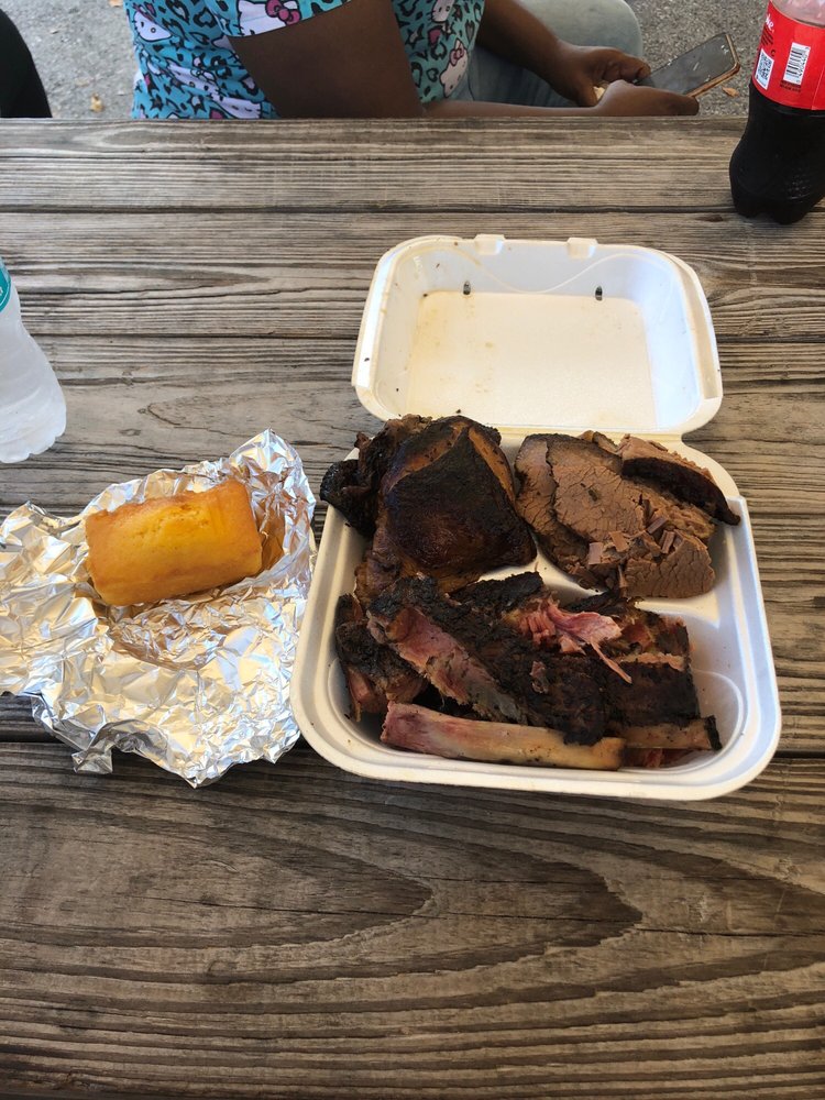 JONES OLD SCHOOL BBQ - 72 Photos & 84 Reviews - Barbeque - 815 E Prima ...