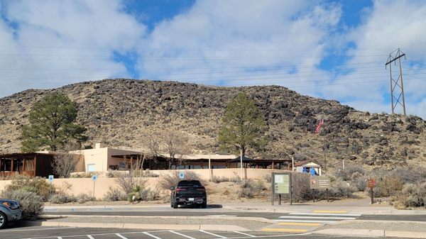 PETROGLYPH NATIONAL MONUMENT VISITOR CENTER - Updated July 2024 - 15 ...