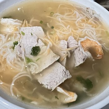 PHO CAPITAL - Updated January 2026 - 157 Photos & 209 Reviews - 107 ...