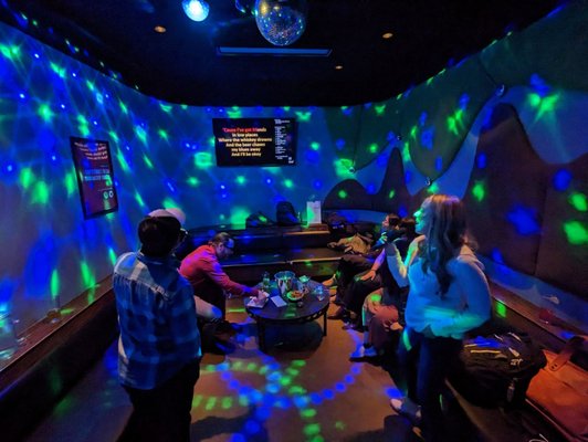 VOICEBOX KARAOKE - SE PORTLAND - Updated January 2026 - 106 Photos ...
