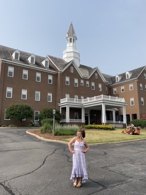 DELAFIELD HOTEL - Updated December 2025 - 47 Photos & 49 Reviews - 415 ...