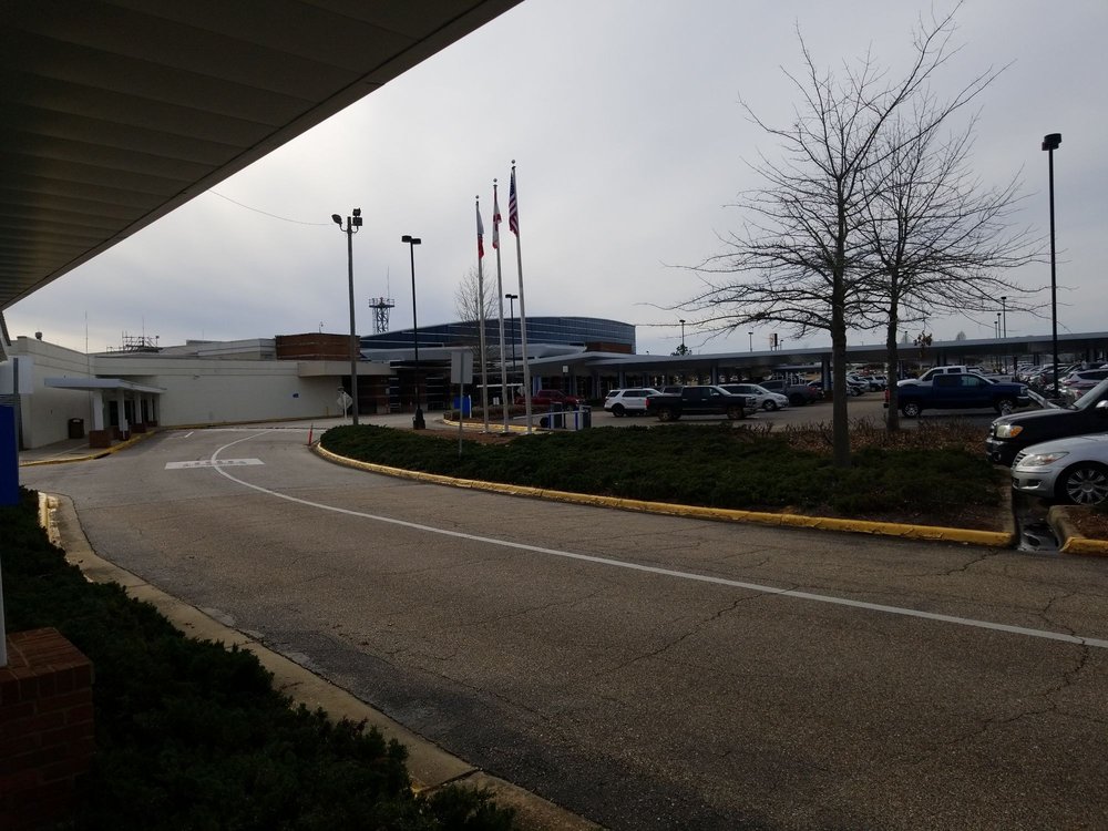 MONTGOMERY REGIONAL AIRPORT - MGM - 64 Photos & 66 Reviews - Airports ...