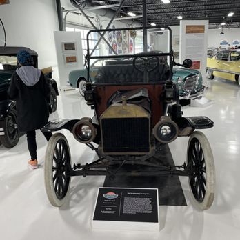 MAINE CLASSIC CAR MUSEUM - Updated August 2025 - 44 Photos - 2564 ...