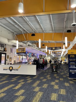 FORD ICE CENTER - BELLEVUE - Updated December 2025 - 13 Photos & 11 ...