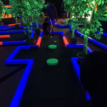 GLOW PUTT MINI GOLF - Updated June 2024 - 166 Photos & 114 Reviews - 45 ...
