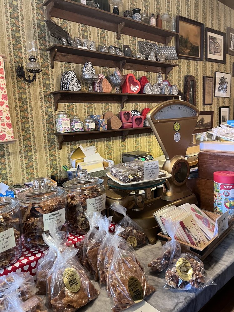 NELSON’S COLUMBIA CANDY KITCHEN - 26 Photos & 16 Reviews - 22726 Main ...