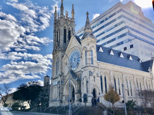 SAINT MARY CATHEDRAL - Church - 203 E 10th St, Austin, Texas - 105 ...