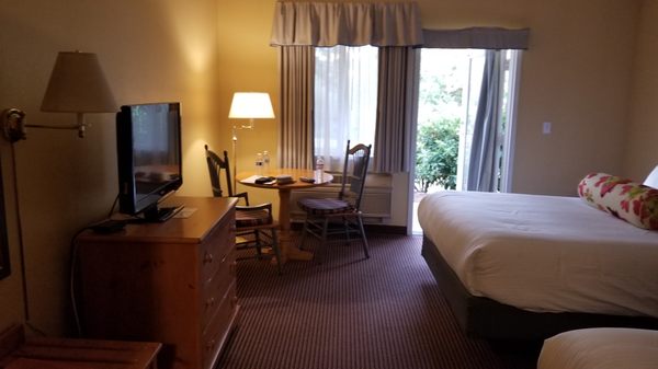 SEBASTOPOL INN - Updated August 2025 - 59 Photos & 124 Reviews - 6751 ...