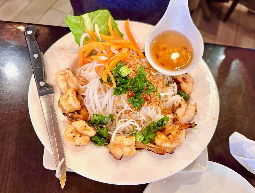 LUCKY CORNER VIETNAMESE CUISINE AT WESTVIEW - Updated October 2025 - 408 Photos & 359 Reviews ...
