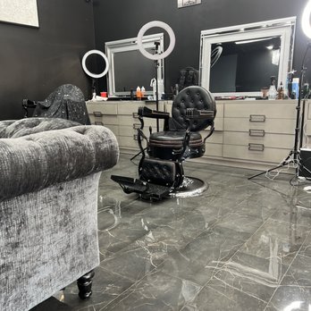 2UNIQUE BARBERSHOP - Updated January 2026 - 19 Photos & 17 Reviews ...