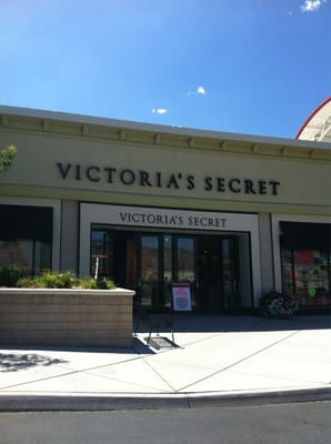 VICTORIA’S SECRET - Updated July 2025 - 36 Reviews - 13945 South ...