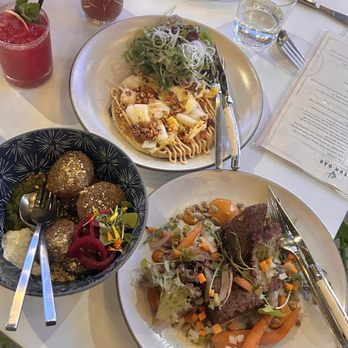 FERN BAR - Updated June 2024 - 692 Photos & 375 Reviews - 6780 Depot St ...