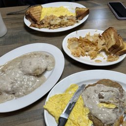 RAPTIS FAMILY RESTAURANT - Updated July 2025 - 26 Photos & 40 Reviews ...