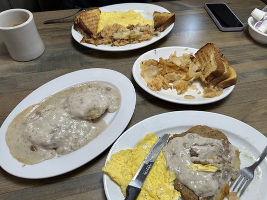 RAPTIS FAMILY RESTAURANT - Updated October 2025 - 26 Photos & 42 ...