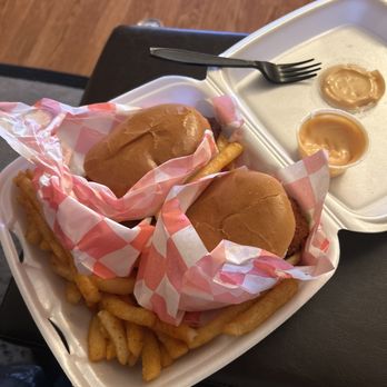 NANU’S HOT CHICKEN - Updated January 2025 - 1755 N 13th St ...