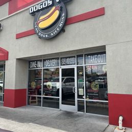 DOGOS VIP - Updated September 2024 - 95 Photos & 57 Reviews - 6125 ...