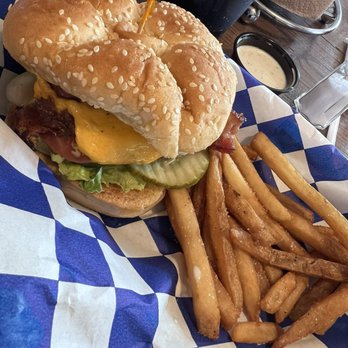 FAST EDDIE’S MOAB - Updated June 2024 - 134 Photos & 258 Reviews - 1228 ...