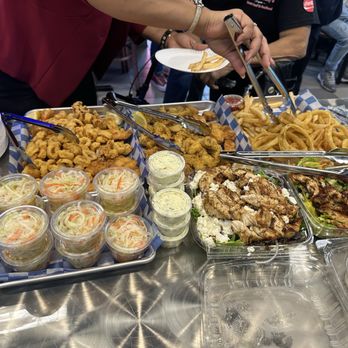 CRAZY BUZZY’S ROAST BEEF & SEAFOOD - Updated December 2025 - 24 Photos ...