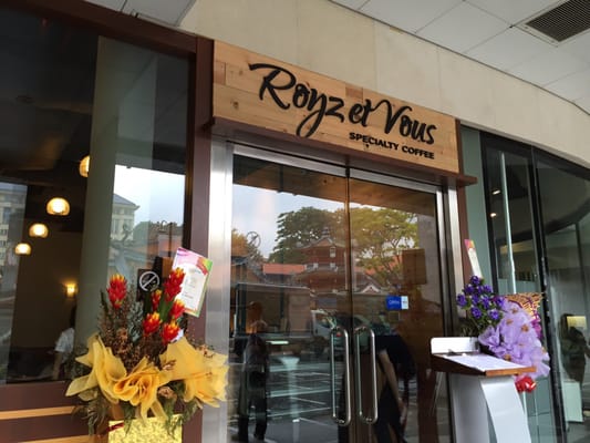 ROYZ ET VOUS - Updated November 2025 - 19 Photos - 137 Telok Ayer St ...