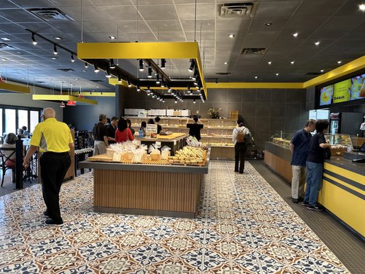 LUCULLUS BAKERY - Updated January 2026 - 16 Photos - 1800 Sheppard ...