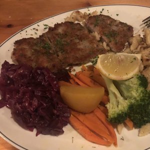 LOCALS - 66 Photos & 80 Reviews - 1760 Riverside Lane, Courtenay ...