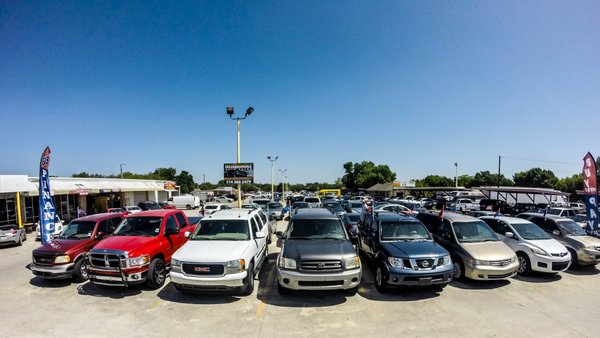 HERNANDEZ AUTO SALES - Updated December 2025 - 21 Photos - 2304 E Main ...