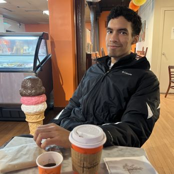 JACQUES TORRES CHOCOLATE - Updated July 2024 - 686 Photos & 612 Reviews ...