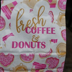 MAX’S DONUT SHOP - 133 Photos & 290 Reviews - 105 N Greenville Ave ...