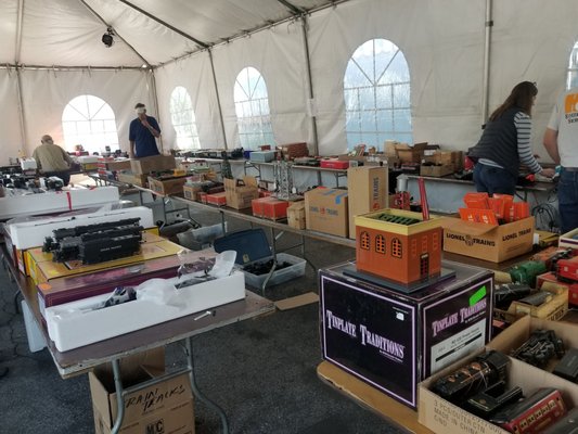 TRAIN SHACK - 89 Photos & 101 Reviews - 1030 N Hollywood Way, Burbank ...