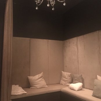 LE ROCHE BLEU DAY SPA - Updated December 2025 - 19 Photos & 16 Reviews ...