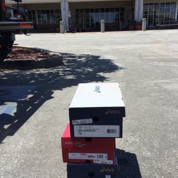 SPORTS BASEMENT - PRESIDIO - Updated January 2025 - 299 Photos & 1338 ...