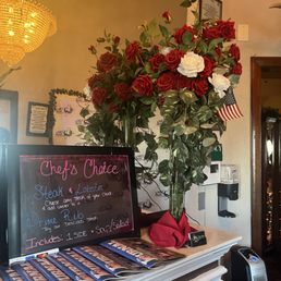 EDGE OF TEXAS STEAKHOUSE & SALOON - Updated July 2025 - 200 Photos ...