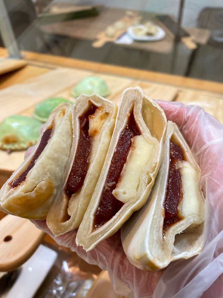 MARQUIN - Updated August 2025 - 24 Photos - 2523 Yonge Street, Toronto ...