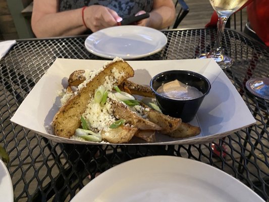 FICELLE - Updated October 2025 - 248 Photos & 224 Reviews - 5 E Main St ...