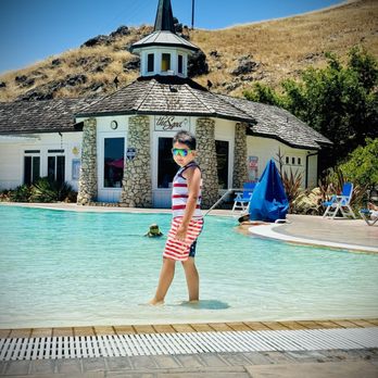 MADONNA INN - Updated September 2024 - 4261 Photos & 1689 Reviews - 100 ...