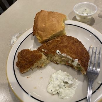 CLEBURNE CAFETERIA - Updated March 2025 - 676 Photos & 710 Reviews ...