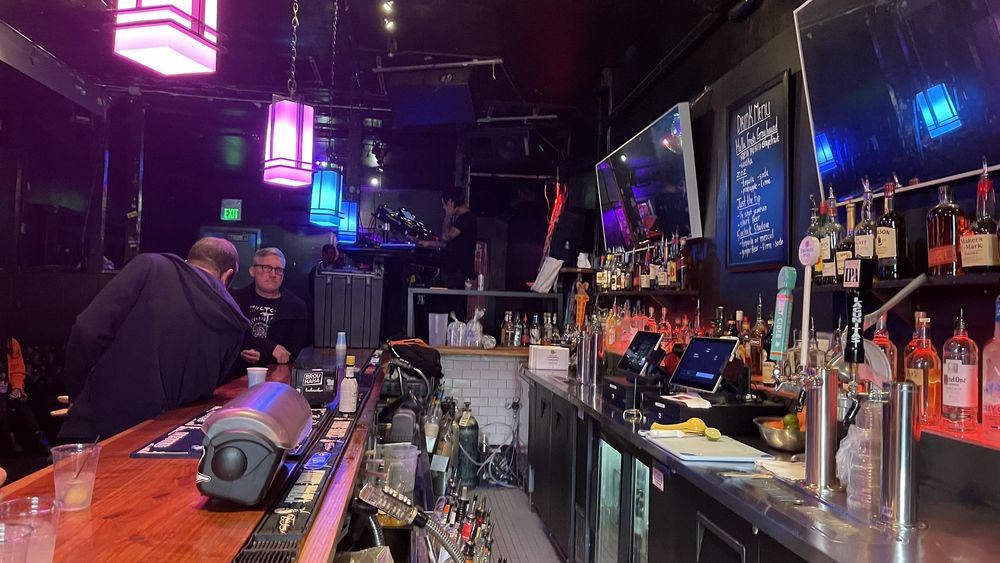 UNDERGROUND SF - Updated November 2024 - 29 Photos & 120 Reviews - 424 ...