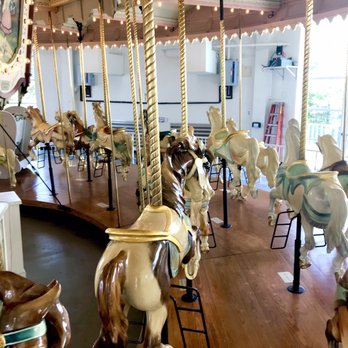 HAMPTON CAROUSEL - Updated October 2025 - 46 Photos - 602 Settlers ...