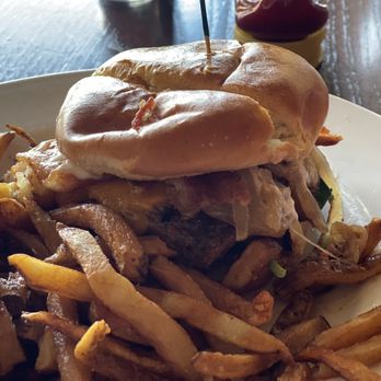 JACKSON STREET TAVERN - Updated June 2024 - 411 Photos & 458 Reviews ...