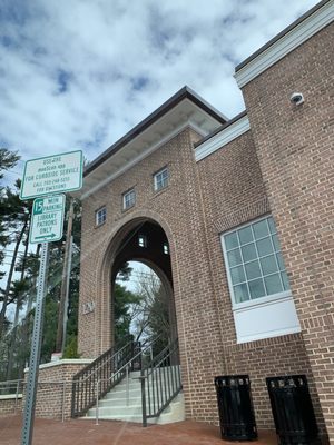 MARY RILEY STYLES PUBLIC LIBRARY - Updated August 2025 - 149 Photos ...